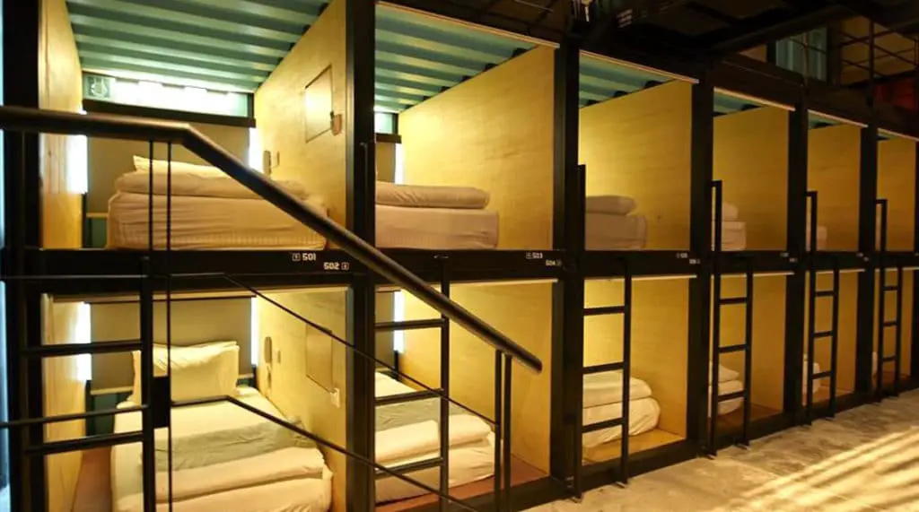 Capsule Transit KLIA2 - Placefu