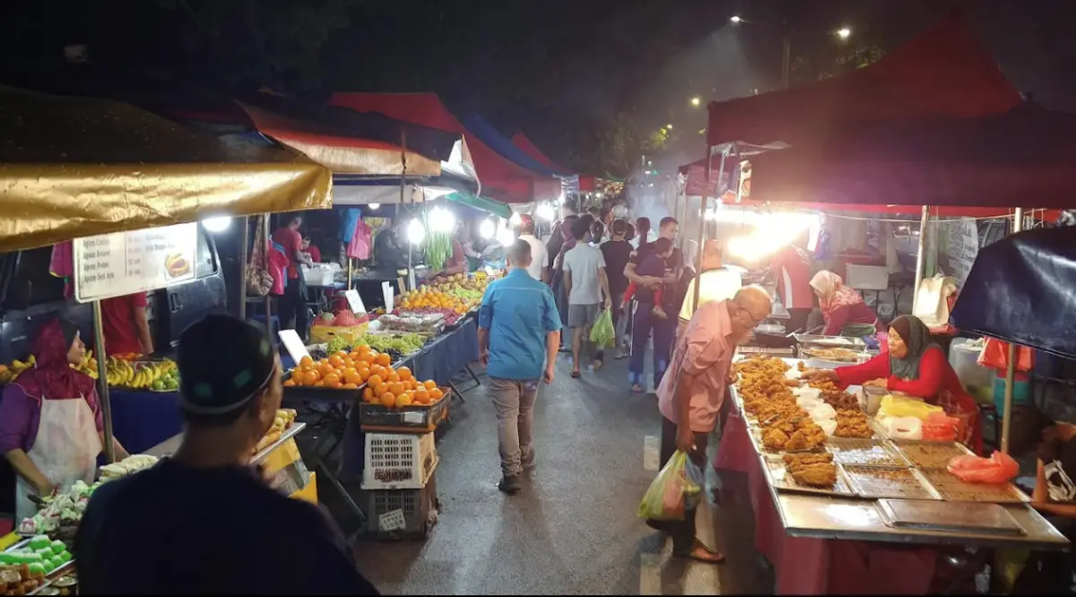 The Ultimate Guide to Penang Night Market - Placefu
